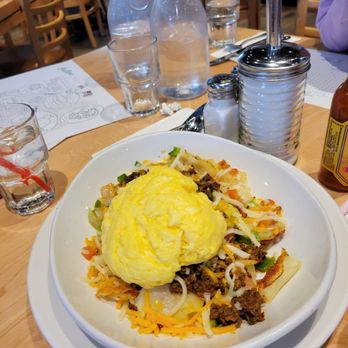 BUTTERS PANCAKES & CAFÉ - NORTHSIGHT BLVD - Updated August 2025 - 950 ...