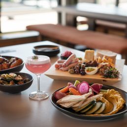 HOTEL VERDANT - Updated July 2025 - 58 Photos & 16 Reviews - 500 Main ...