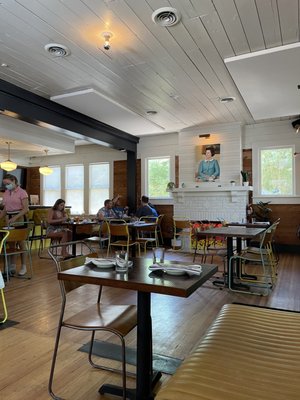 BAR PEACHED - Updated August 2024 - 1154 Photos & 547 Reviews - 1315 W ...