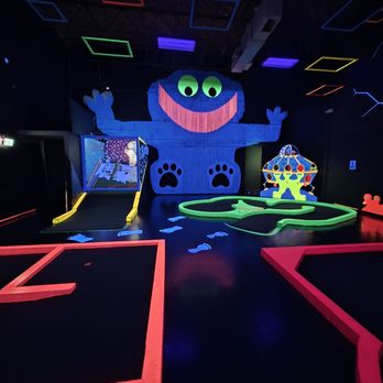 WEST COAST MINI PUTT - Updated December 2025 - 58 Photos & 31 Reviews ...