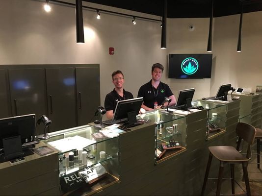 RELEAF SHOP - Updated November 2024 - 51 Photos & 40 Reviews - 1114 Cathedral St, Baltimore ...