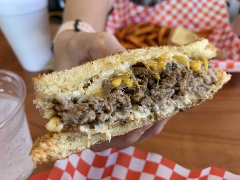 DON BURGER - Updated December 2025 - 232 Photos & 342 Reviews - 4133 ...