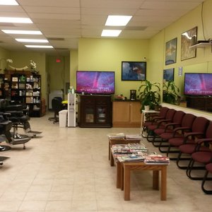 POTOMAC MILLS BARBER SHOP - Updated June 2025 - 39 Photos & 36 Reviews ...