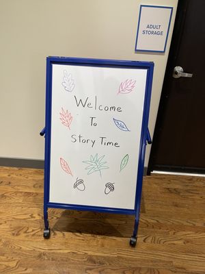 CHICAGO PUBLIC LIBRARY - WEST LOOP - Updated December 2025 - 28 Photos ...