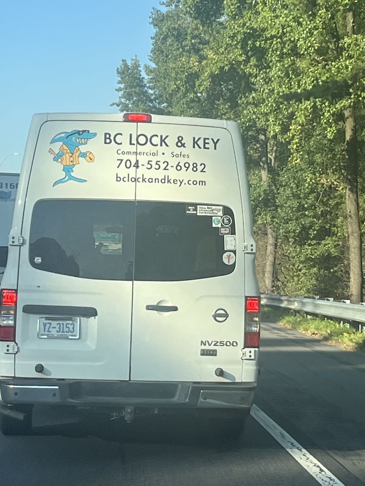 B C LOCK & KEY - Updated September 2025 - 10 Photos - 1537 Brookdale ...