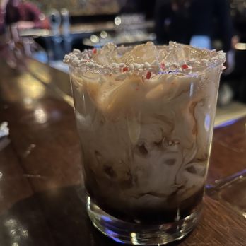 COLUMBUS INN - Updated January 2025 - 208 Photos & 196 Reviews - 2216 ...