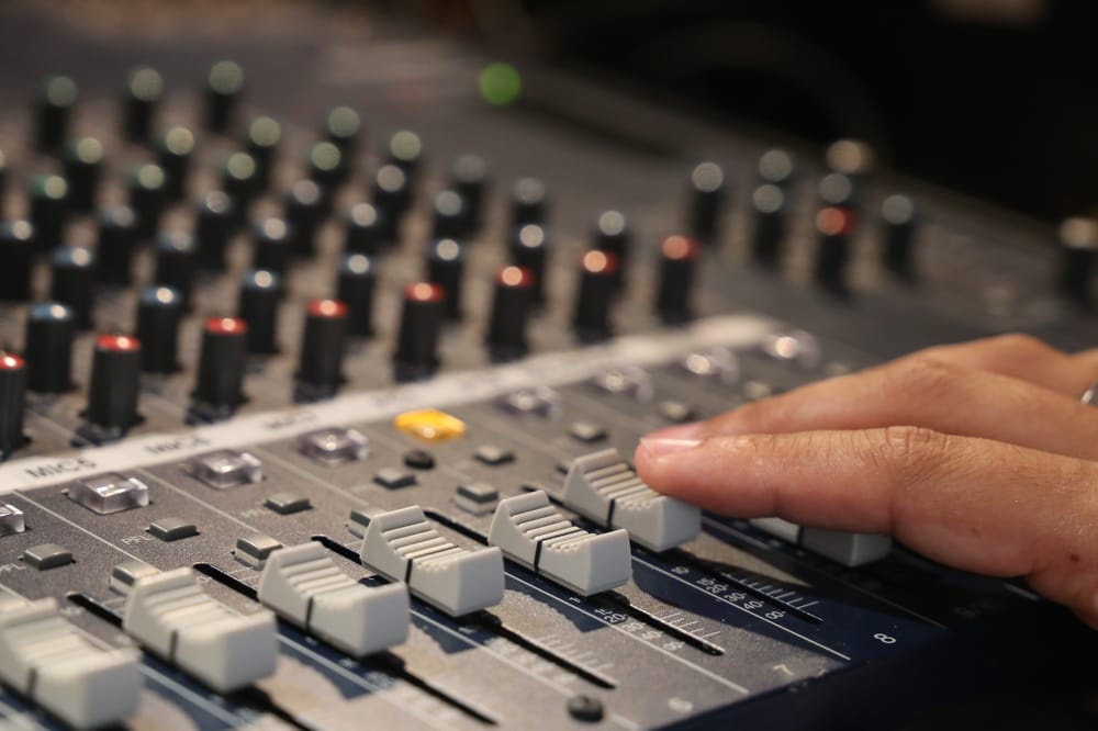 INFORTEL COMUNICACIONES - Updated February 2025 - Calle Simancas, Côte ...