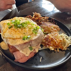 BRAND 44 N TAVERN - 31 Photos & 14 Reviews - 8060 11th St, Terrebonne ...