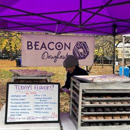 BEACON DOUGHNUTS - Updated November 2025 - 588 Photos & 274 Reviews ...