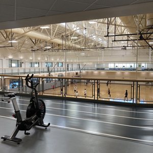 CRUNCH FITNESS - Updated December 2025 - 20 Photos & 14 Reviews - 3000 ...