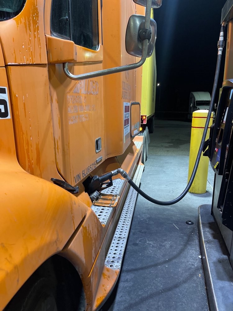 MR FUEL - Updated October 2025 - 105 Photos - 3515 Zoo Pkwy ...