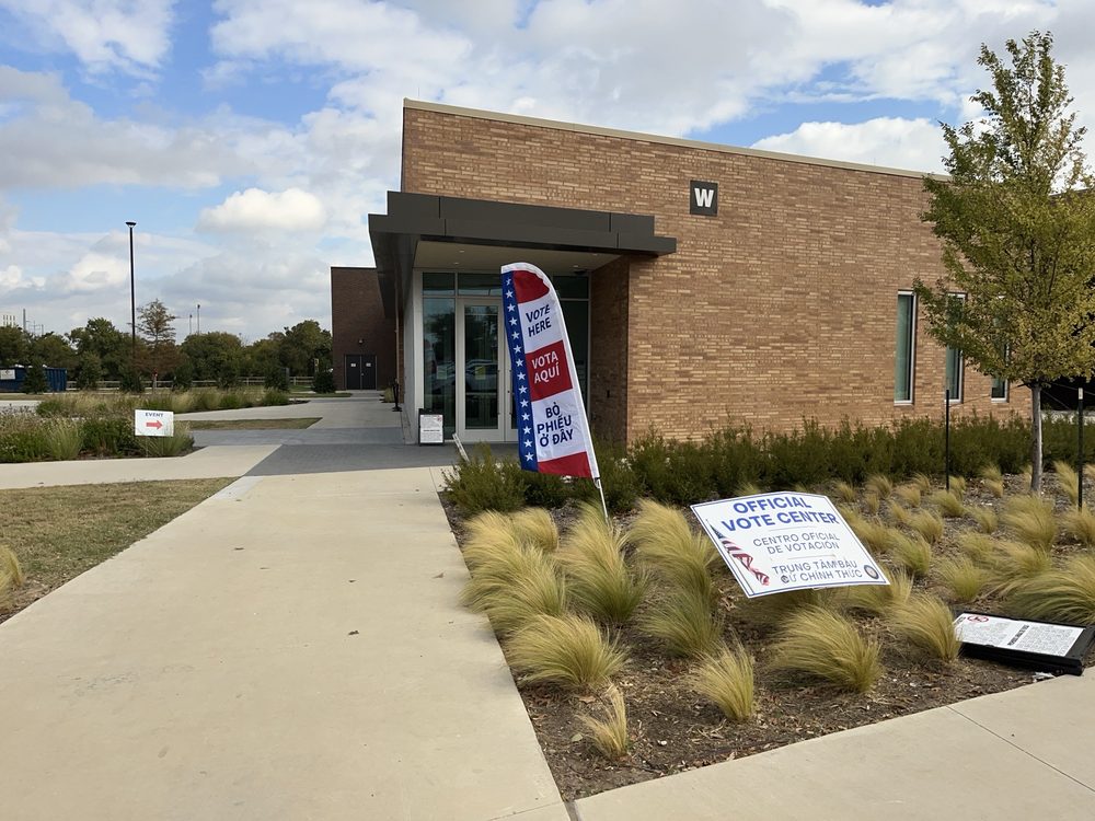 DALLAS COLLEGE BROOKHAVEN CAMPUS - Updated December 2025 - 115 Photos ...