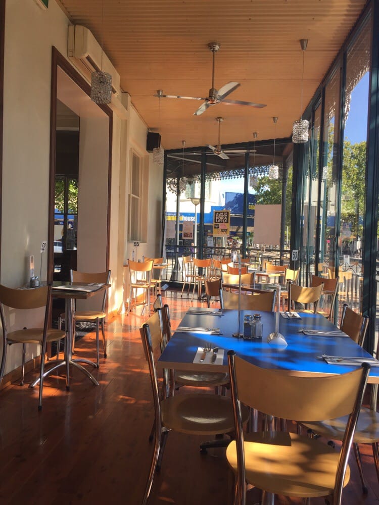 AUSSIE HOTEL - 11 Photos - 73 Fryers St, Shepparton Victoria, Australia ...