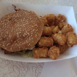 CRUISER’S DRIVE-IN - 116 Photos & 140 Reviews - 2515 SE 136th Ave ...