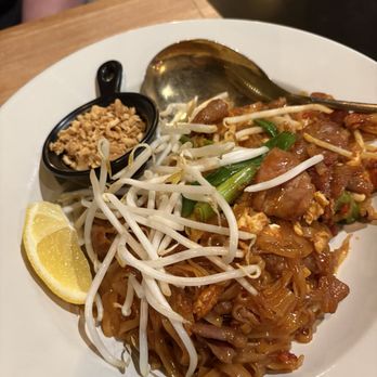 HISO - Updated October 2025 - 1128 Photos & 511 Reviews - 524 12th ...