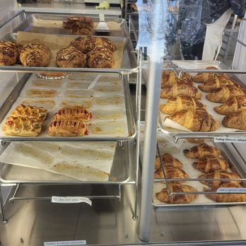 ROCKLIN DONUTS & CINNAMON - Updated August 2025 - 675 Photos & 654 ...