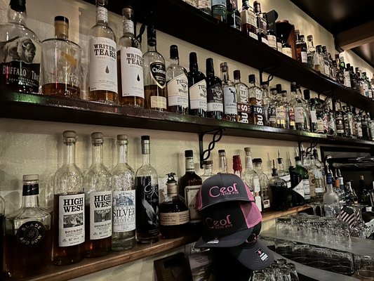 CEOL IRISH PUB - Updated October 2025 - 167 Photos & 203 Reviews - 410 ...