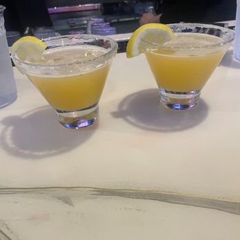 4PLAY KITCHEN & COCKTAILS - Updated July 2025 - 95 Photos & 30 Reviews ...