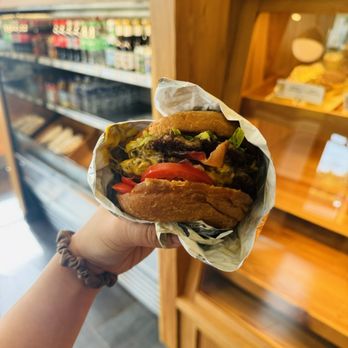 BEST BUNS BAKERY & BURGERS - Updated August 2024 - 143 Photos & 100 ...