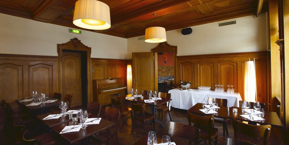 BISTRO GLEIS 9 - Updated September 2025 - 17 Photos & 11 Reviews ...