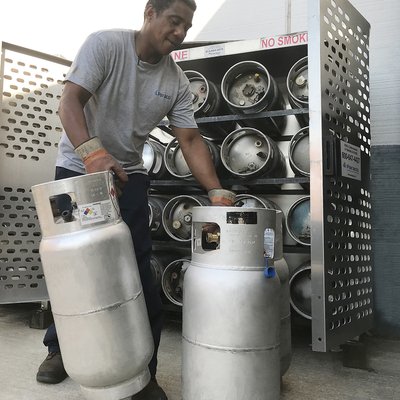 PARACO GAS - Updated August 2025 - 29 Photos & 121 Reviews - 44 Kroemer Ave, Riverhead, New York ...