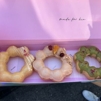 KIN BAKESHOP - 241 Photos & 63 Reviews - 199 S Turnpike Rd, Santa ...