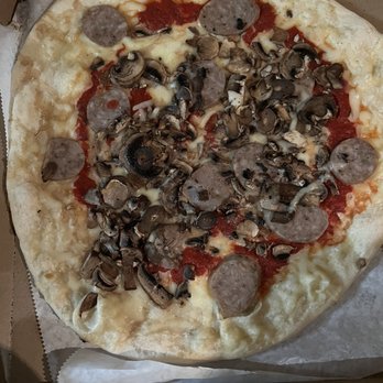 FINELLI NEW YORK PIZZERIA - Updated August 2024 - 84 Photos & 175 ...