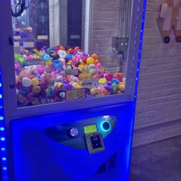 LARKS ENTERTAINMENT - Updated July 2025 - 72 Photos & 13 Reviews - 1527 ...