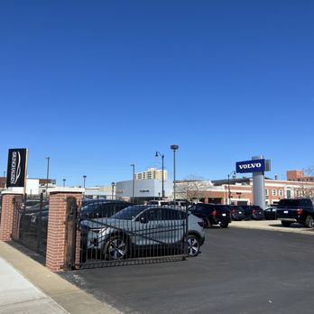 ISRINGHAUSEN VOLVO OF SPRINGFIELD - Updated October 2025 - 228 E ...