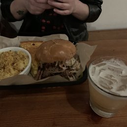 PODNAH’S PIT BARBECUE - Updated May 2024 - 1137 Photos & 1599 Reviews ...