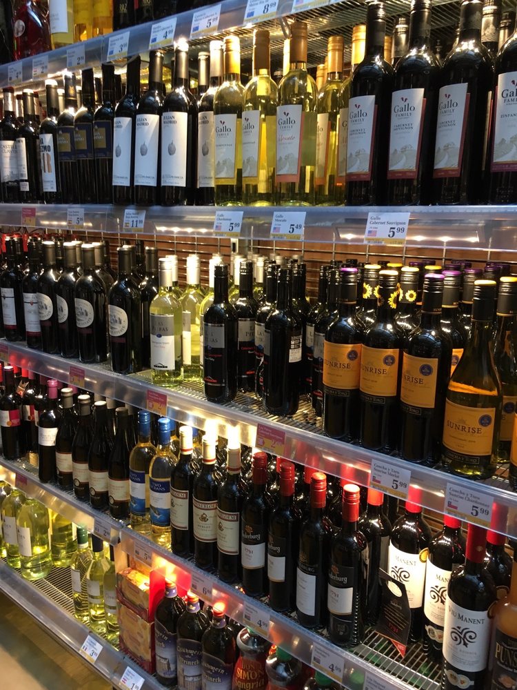 BILLA - Updated September 2025 - 11 Photos - Griesgasse 19 - 21 ...