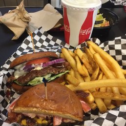 SPANKY BURGER AND BREW - Updated October 2025 - 226 Photos & 362 ...
