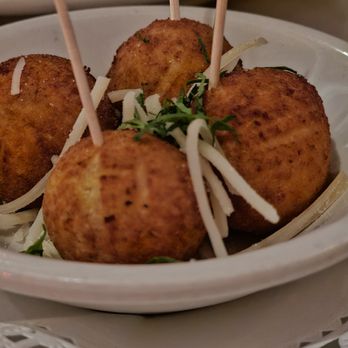 MEDI RESTAURANT & WINE BAR - Updated May 2025 - 561 Photos & 528 ...