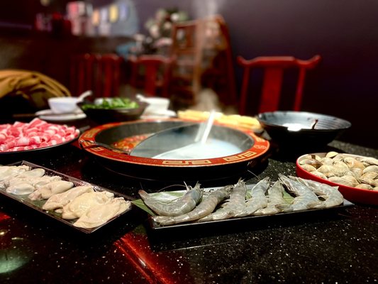 SUPREME HOT POT - Updated December 2025 - 288 Photos & 180 Reviews ...