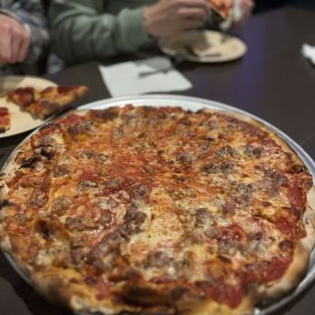 CONTE’S PIZZA AND BAR - Updated December 2025 - 198 Photos & 411 ...