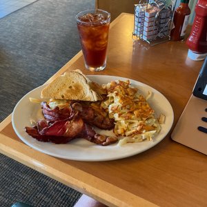 ELMER’S RESTAURANT - 168 Photos & 251 Reviews - 2000 Biddle Rd, Medford ...
