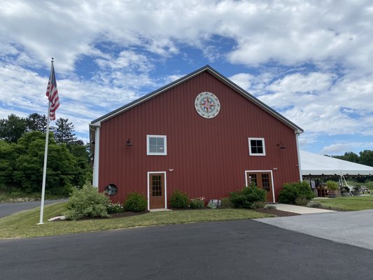 EIGHT OAKS FARM DISTILLERY - Updated January 2025 - 76 Photos & 43 ...