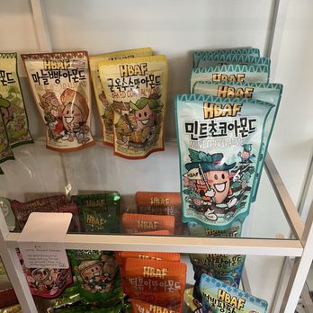 MOONA MOONO - Updated January 2026 - 136 Photos & 46 Reviews - 3048 ...