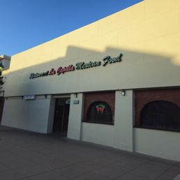 LA CAPILLA MEXICAN RESTAURANT - Updated December 2025 - 631 Photos ...