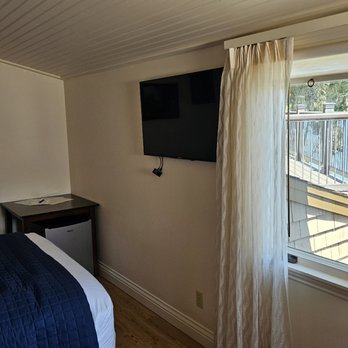 NOYO HARBOR INN - Updated July 2024 - 174 Photos & 80 Reviews - 500 ...