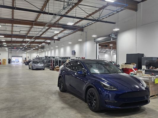 TESLA SERVICE CENTER - Updated April 2025 - 34 Photos & 13 Reviews ...