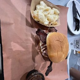 LIMESTONE BBQ AND BOURBON - Updated July 2025 - 200 Photos & 263 ...