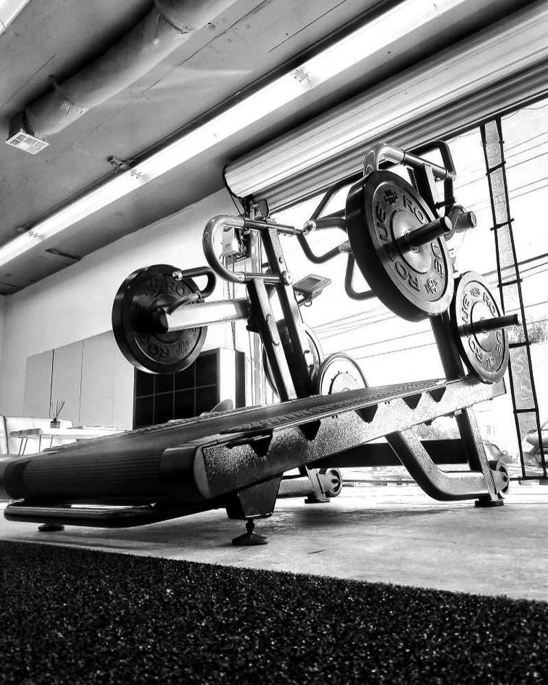 MB PERFORMANCE SD - Updated December 2025 - 21 Photos - 2123 Garnet Ave ...