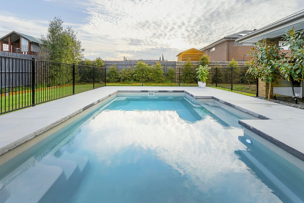 SUMMERTIME POOLS - Updated January 2026 - 14 Photos - 96 Annesley St ...