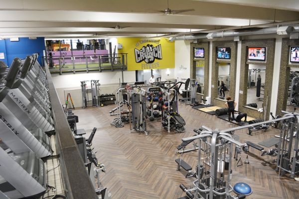 CRUNCH FITNESS - CHEVY CHASE - Updated January 2026 - 25 Photos & 127 ...