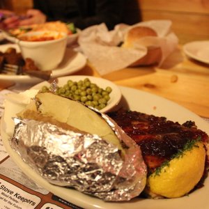 TAVERN ON CENTRAL - 48 Photos & 54 Reviews - 3 Central St, Ashburnham ...