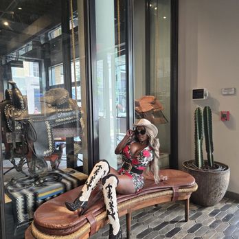 COWBOY CHOW - Updated August 2025 - 57 Photos & 62 Reviews - 311 S ...