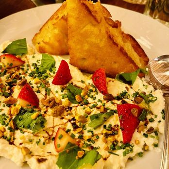 GIN GIN’S - Updated December 2024 - 287 Photos & 101 Reviews - Summer ...