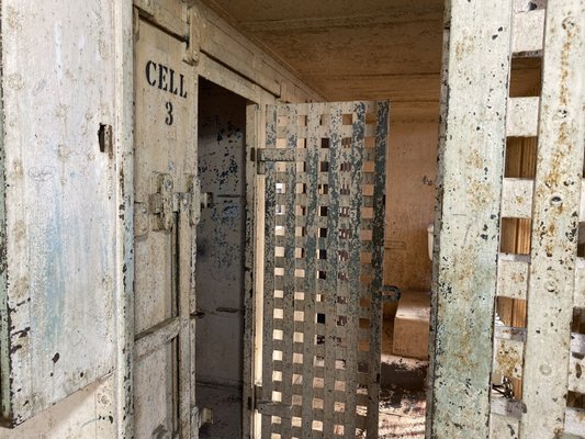 MOORE COUNTY JAIL - Updated July 2025 - 47 Photos - 58 Elm St S ...