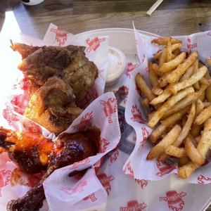 WINGBUCKET - 511 Photos & 565 Reviews - Chicken Wings - 1200 Main St ...